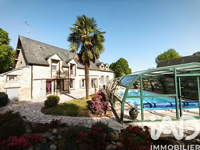 Maison 9 pièces à vendre à Saint-Georges-Buttavent