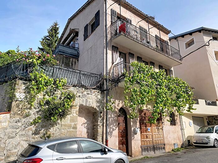 Appartement 3 pièces à louer - Lucéram