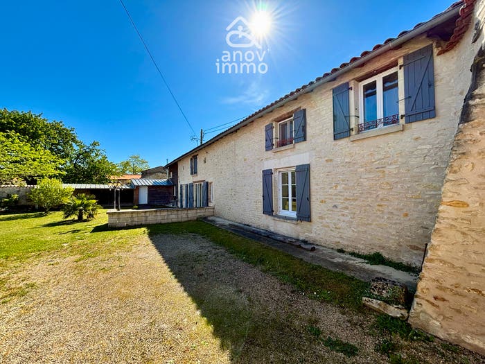 Maison 5 pièces à vendre à Chabournay