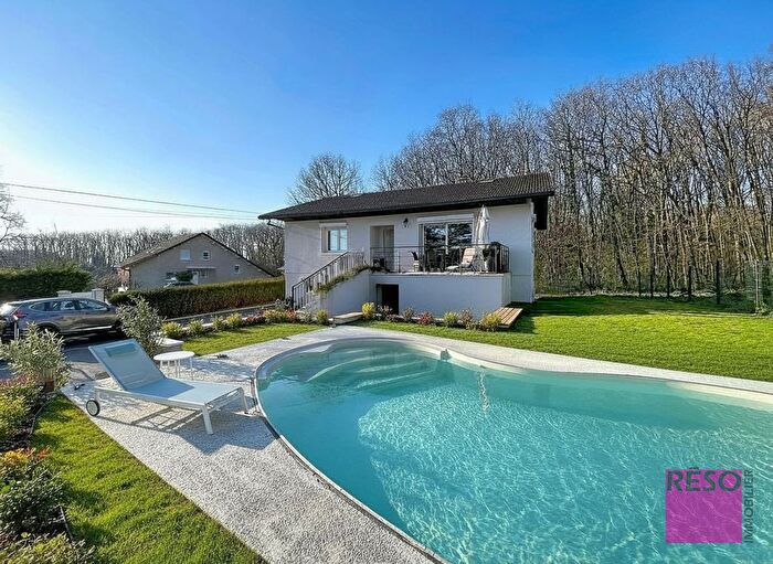 Maison à vendre - Cranves-Sales - 10 pièces - 7 chambres