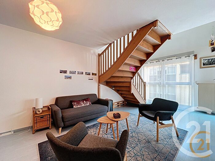 Appartement à vendre - Montbéliard, Centre-ville, Prairie, Batteries du Parc, Charmontet - 3 pièces - 2 chambres