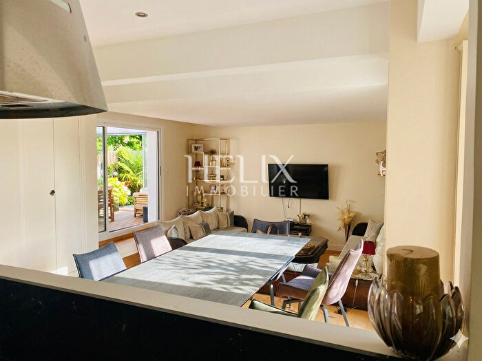 Appartement à vendre - Chatou, Nord - 3 pièces - 2 chambres