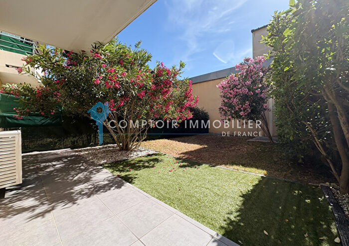 Appartement 2 pièces à Avignon, Chevalier de Folard, à vendre