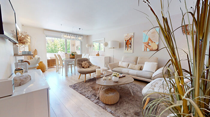 Tassin-la-Demi-Lune : Appartement 4 pièces à vendre