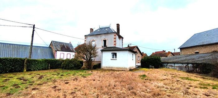 Maison 5 pièces à vendre à Moutier-Rozeille
