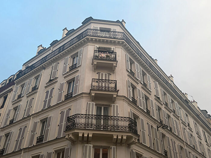 Appartement à vendre - Paris e , Legendre, Lévis - 1 pièce