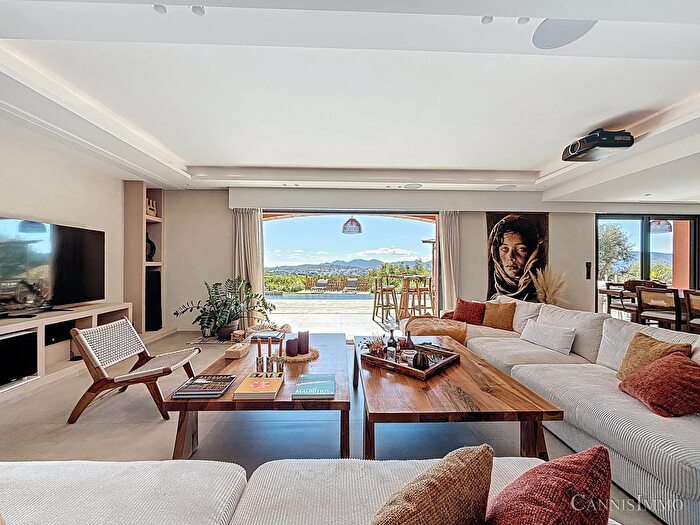 Maison à vendre - Mougins, Font Neuve, Saint-Basile, Fontmerle, Nartassière - 9 pièces - 5 chambres