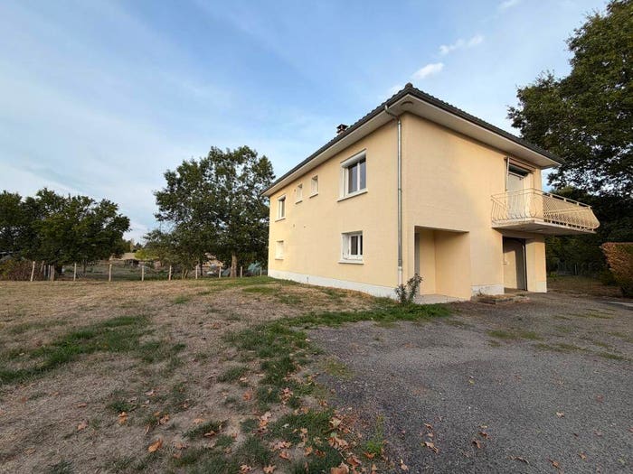 Maison 4 pièces à louer à Le Vigen