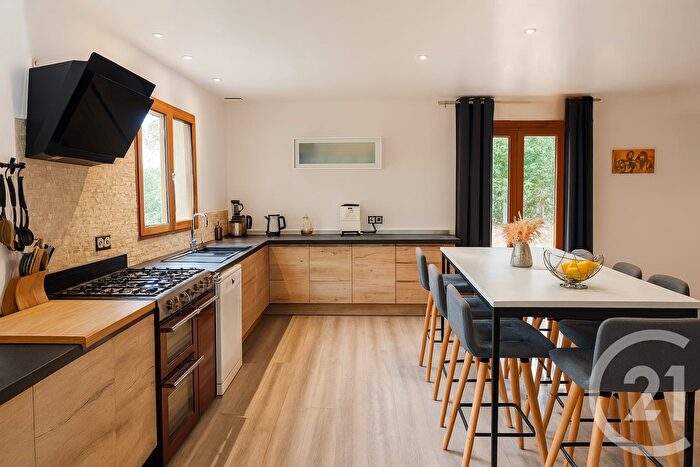 Maison à vendre - Poisy - 6 pièces - 4 chambres