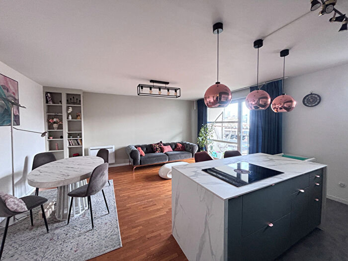 Appartement à louer - Nanterre, Parc Sud - 3 pièces - 2 chambres