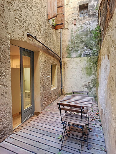 Appartement à louer - Avignon, Palais des Papes, Zone Piétonne - 1 pièce