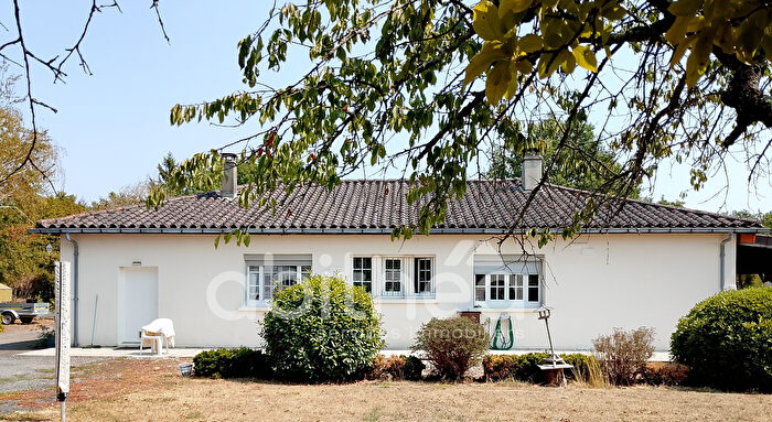 Maison 5 pièces à Suaux, à vendre