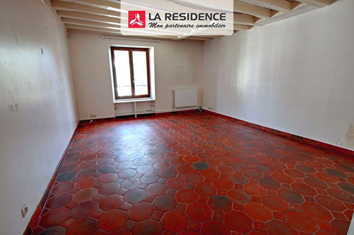 Appartement 4 pièces à vendre - Le Mesnil-Saint-Denis