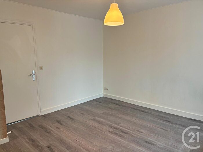 Appartement à louer - Claye-Souilly - 2 pièces - 1 chambre