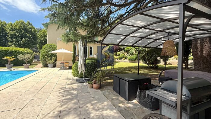 Maison à vendre - La Voulte-sur-Rhône - 9 pièces - 6 chambres