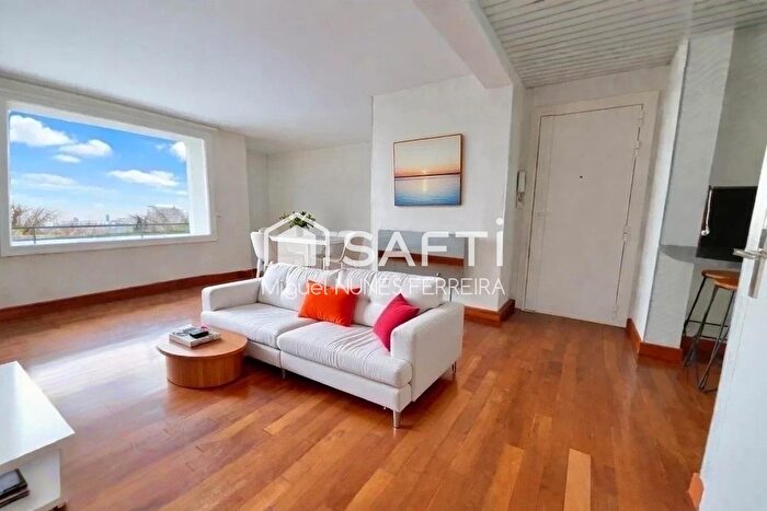 Appartement à vendre - Rouen, Vieux Marché, Cathédrale - 3 pièces - 2 chambres