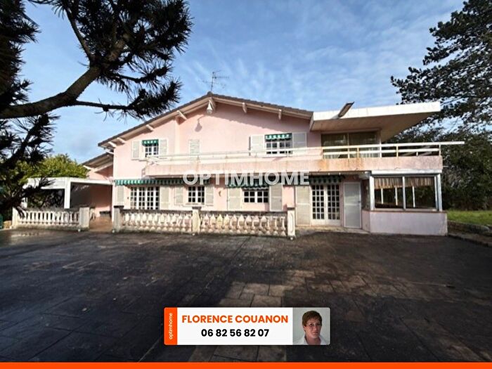 Maison à vendre - Longvilliers - 7 pièces - 2 chambres