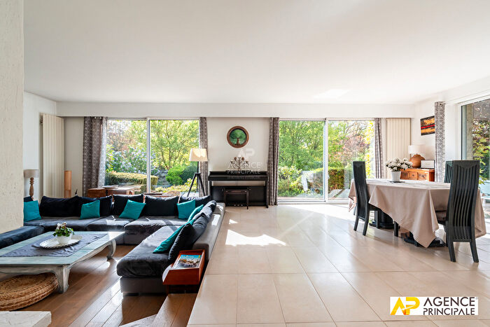 Maison 7 pièces à vendre - Le Mesnil-le-Roi