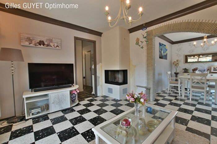 Maison à vendre - Bernay - 5 pièces - 4 chambres