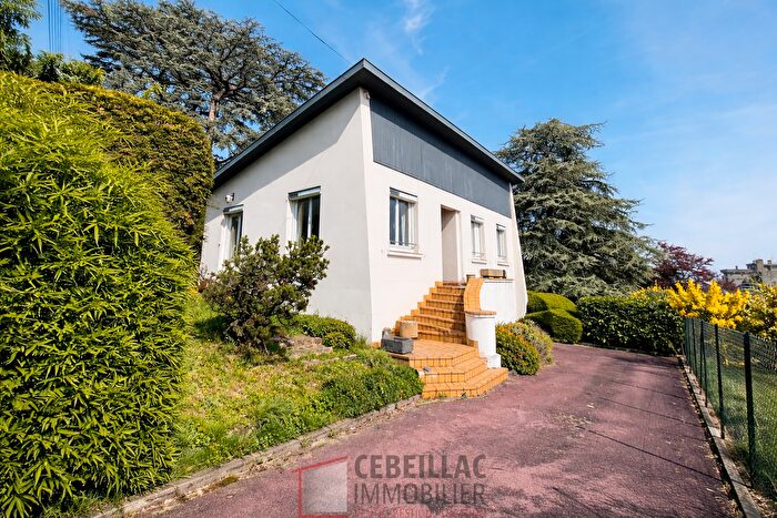 Maison à vendre - Chamalières, Royat - 4 pièces - 3 chambres