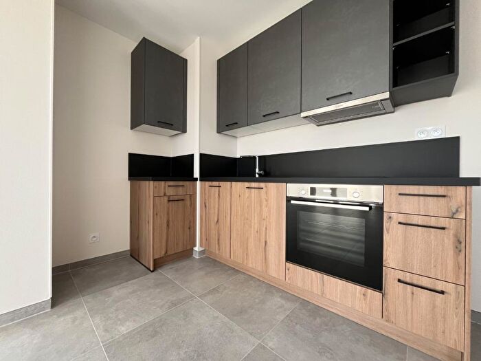 Saint-Jean-de-la-Ruelle, Charles Beauhaire, Paul Doumer, Mairie - Appartement 3 pièces à louer