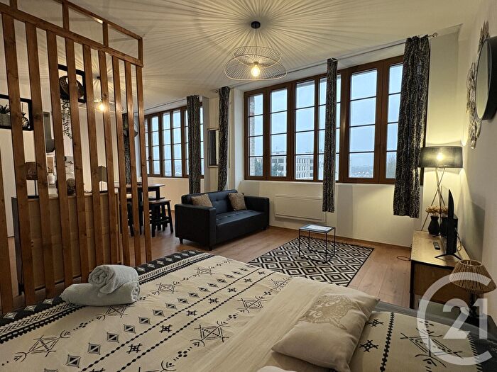 Saint-Quentin, Centre-ville : Appartement 2 pièces à louer