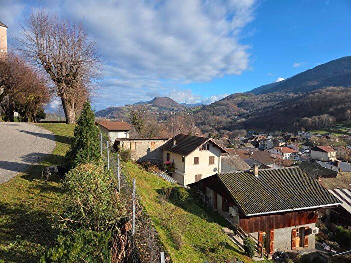 Valgelon-La Rochette : Appartement 2 pièces à louer