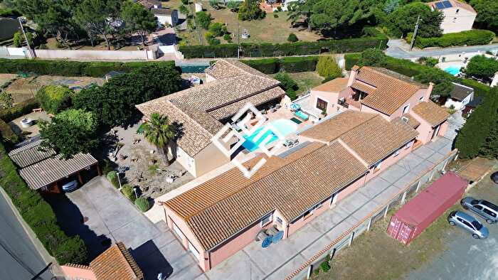 Lézignan-Corbières : Maison 12 pièces à vendre