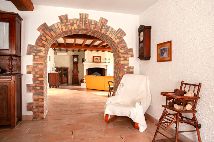 Maison à vendre - Pailly - 8 pièces - 4 chambres