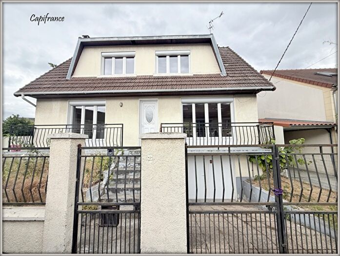 Maison 4 pièces à Aulnay-sous-Bois, Mairie, Paul Bert, à vendre