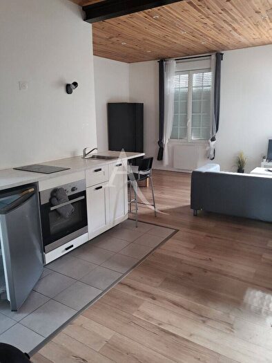 Centre, Soissons - Appartement 1 pièce à louer