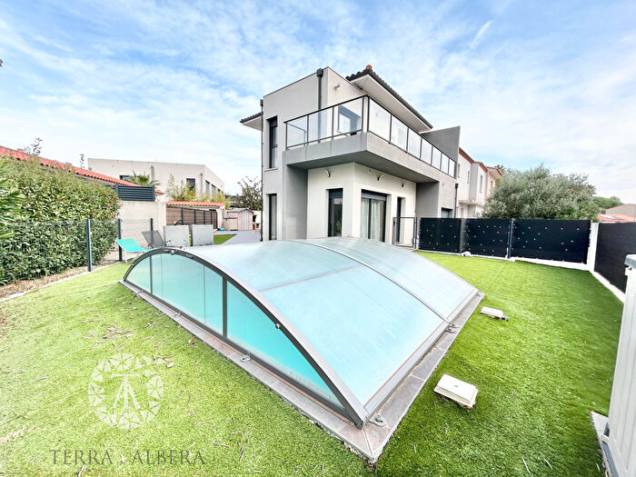 Maison à vendre - Saint-Estève - 4 pièces - 3 chambres