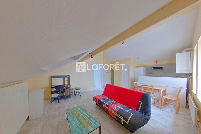 Appartement à louer - Gare-Peloux Mail-Citadelle, Bourg-en-Bresse - 1 pièce