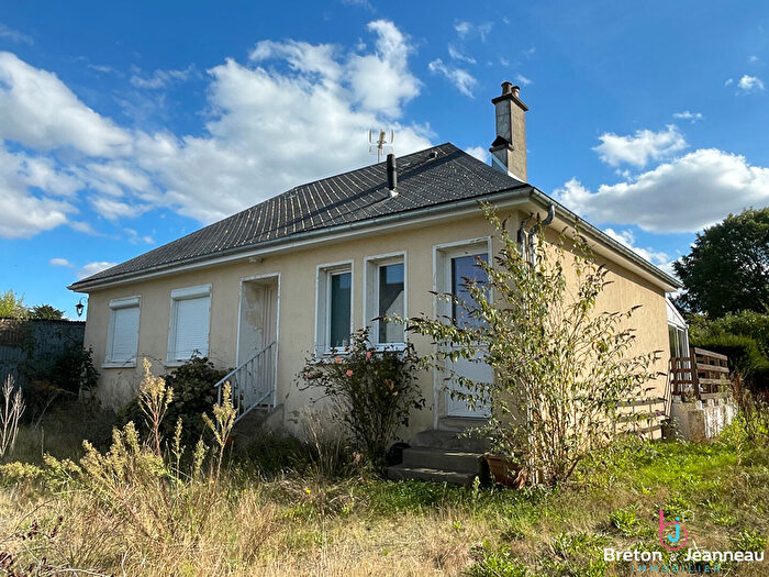 Neuvillette-en-Charnie : Maison 5 pièces à vendre