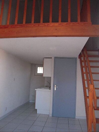 Appartement à louer - Centre Ville, Aix-en-Provence - 1 pièce