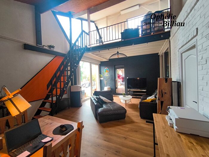 Maison à vendre - Erquinghem-Lys - 9 pièces - 3 chambres