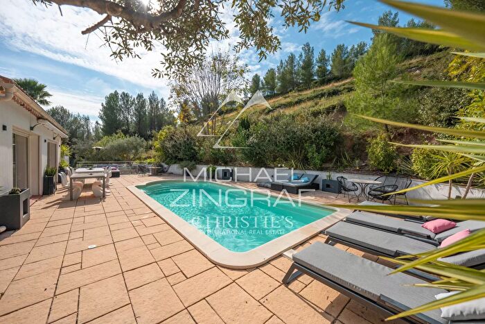 Maison à vendre - Allauch - 7 pièces - 4 chambres