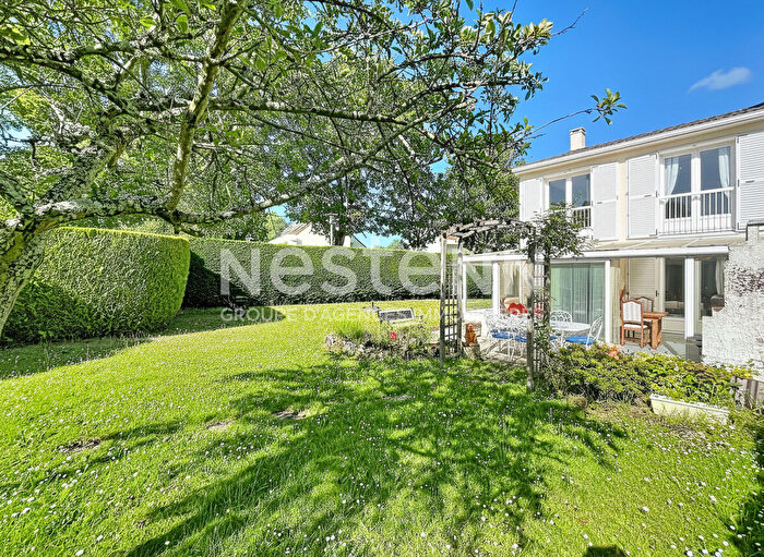Montigny-le-Bretonneux, Le Village : Maison 4 pièces à vendre