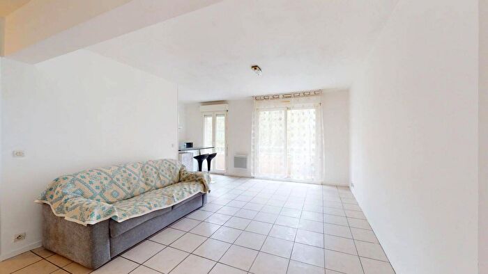 Appartement à louer - Mairie Rouxel-Sud Est, Pontault-Combault - 1 pièce