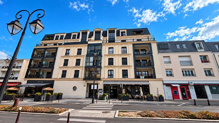 Appartement 1 pièce à louer - Le Plessis-Trévise, Centre-ville, Orly Parc