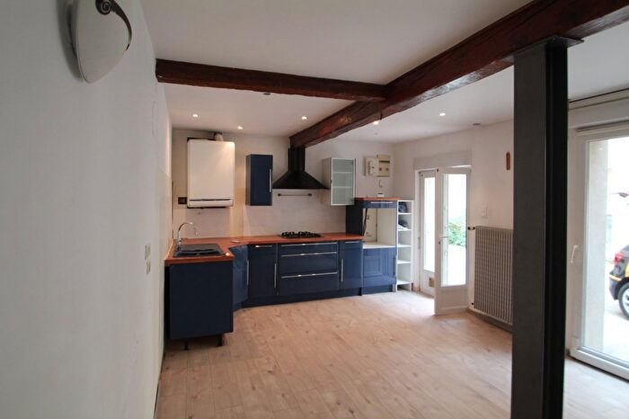 Appartement 3 pièces à Beaune, Maladière, à louer
