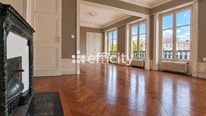 Appartement 6 pièces à vendre - Saint-Étienne, Centre-ville, Peuple, Chavanelle