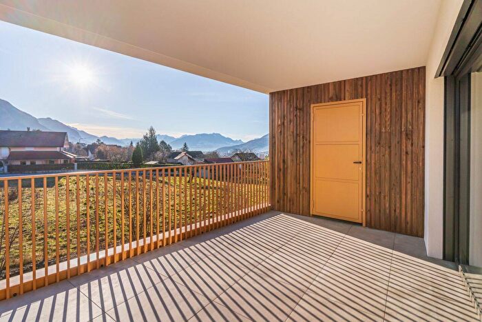 Appartement à louer - Annecy-le-Vieux - 3 pièces - 2 chambres