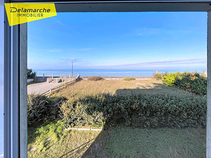 Maison à vendre - Hauteville-sur-Mer - 5 pièces - 4 chambres