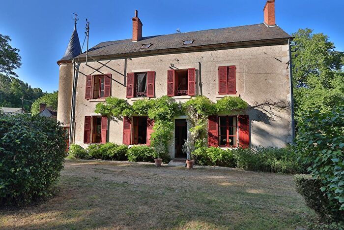 Mehun-sur-Yèvre : Maison 17 pièces à vendre