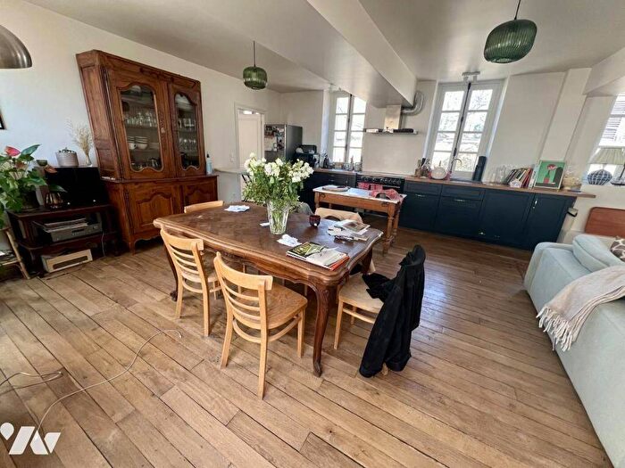 Appartement à louer - Centre Ville, Senlis - 5 pièces - 4 chambres