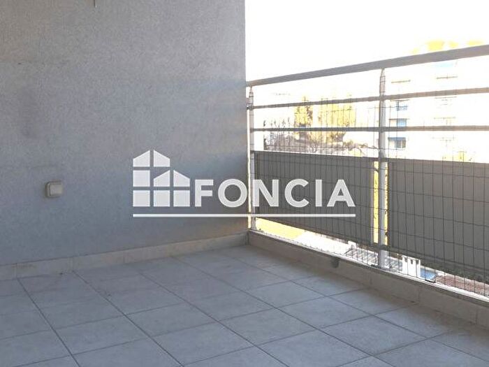 Appartement à louer - Saint Just, Marseille ème arrondissement - 3 pièces - 2 chambres