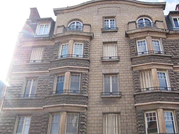 Appartement à louer - Centre-Hôtel de Ville, Chantilly - 3 pièces