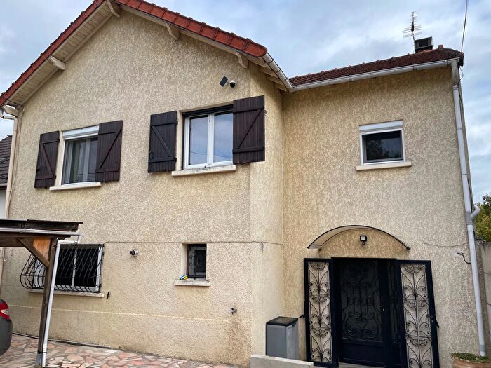 Maison à vendre - Chelles, Les Coudreaux - 7 pièces - 5 chambres