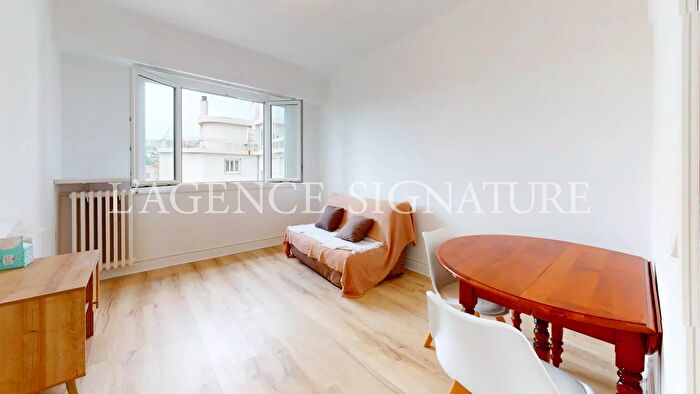 Appartement 2 pièces à louer - Nice, Libération